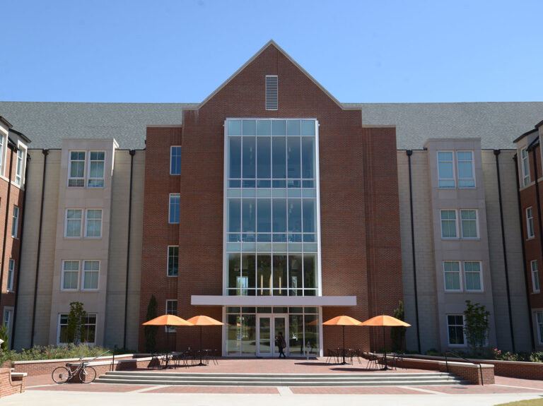 Housing Photos | Mercer University Admissions